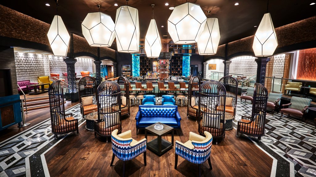 Cigar Lounges: A Guide to the World’s Best – The Cigar Guys