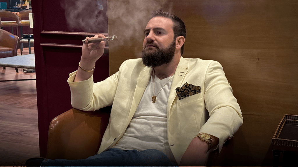 The Ultimate Guide to The Drawing Room Cigar Lounge at London House, Orlando – The Cigar Guys